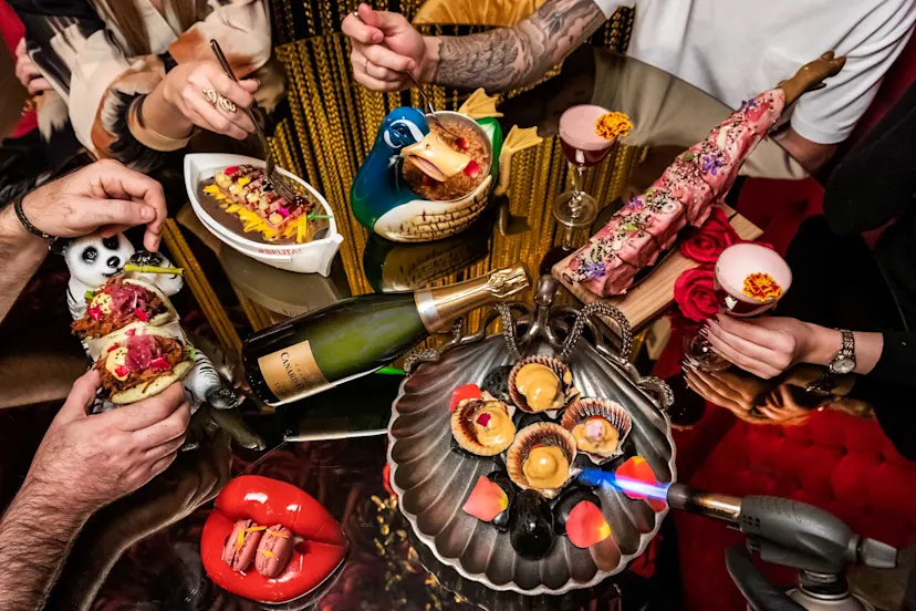 Inclán Brutal Bar: Arte, Extravagancia y Sabores Únicos en Madrid | The ...