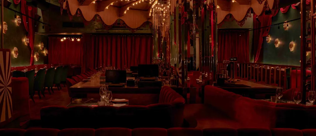 Arrogante Madrid: Circo Vintage y Gastronomía Italiana | The Bar España