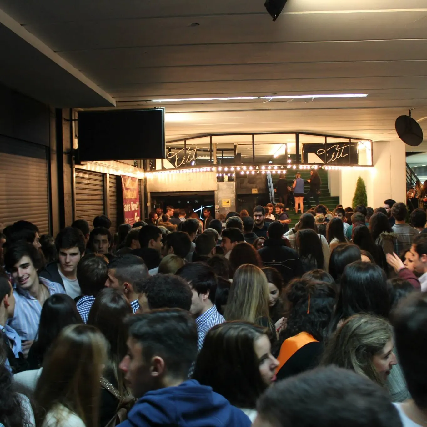 Discoteca Nuit: Club Legendario en Madrid | The Bar España