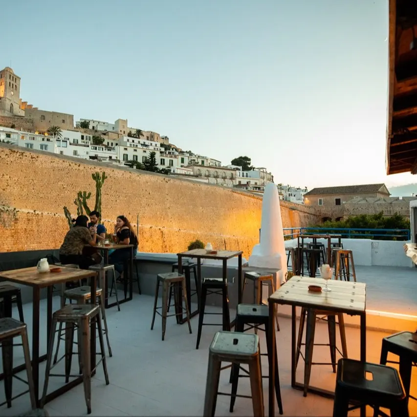 Qué es el tardeo, horario y mejores locales para disfrutarlo | The Bar ...