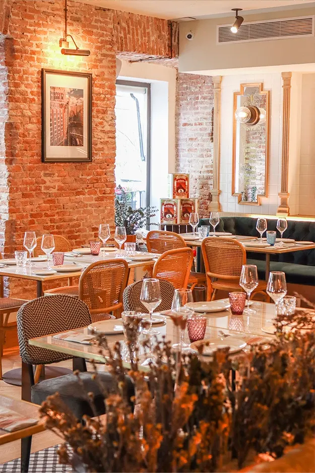 Restaurante Castizo - Homenaje a las Tabernas Tradicionales de Madrid ...