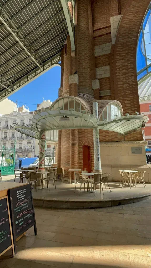 La Mie Dorée Valencia | Pastelería francesa y afterwork con encanto ...
