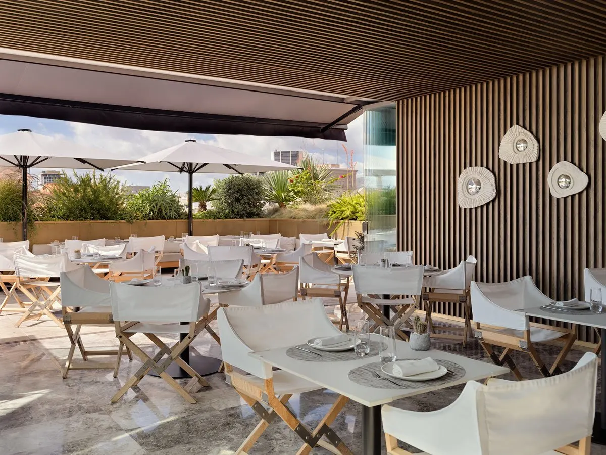 Mood Rooftop Bar: Vistas exclusivas y coctelería en Barcelona | The Bar ...