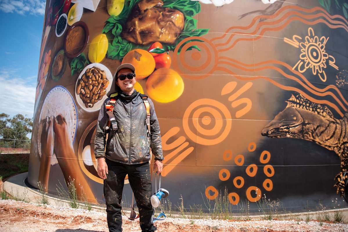 Heesco Completes Mural On Griffith Water Tank | The Griffith Phoenix ...