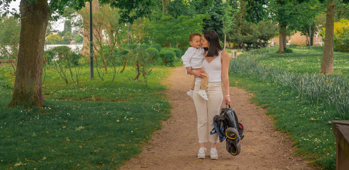 Naviguer les routines de sommeil des tout-petits en déplacement | Doona™