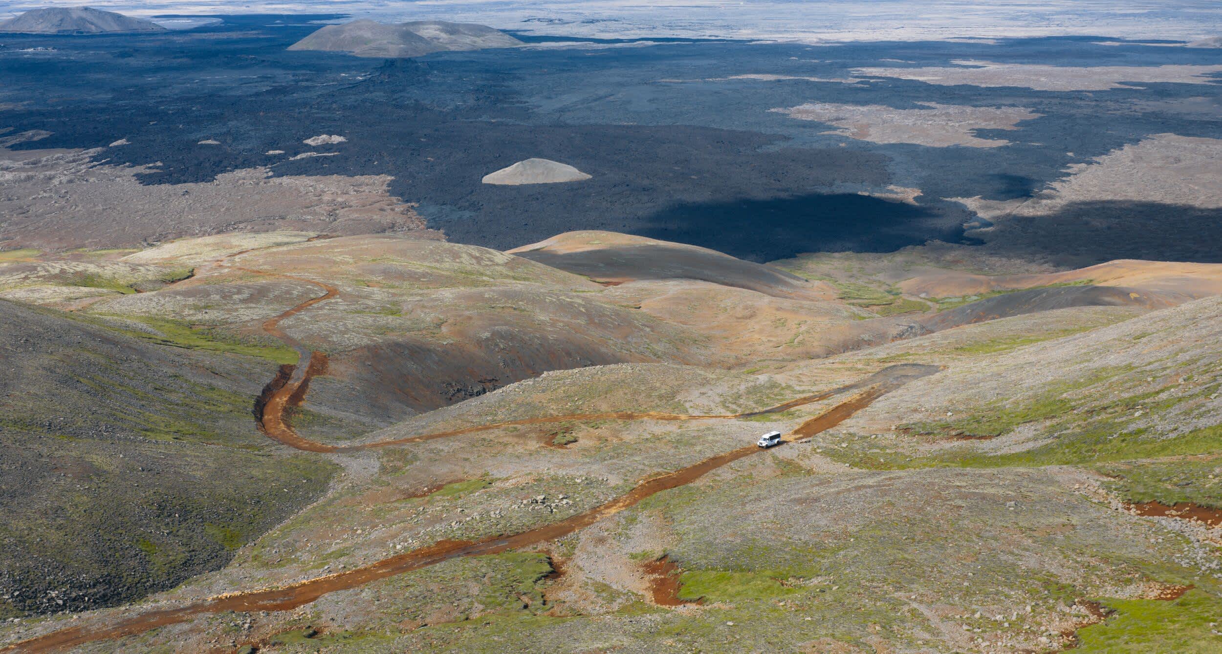 Super Jeep Volcano Tour in Iceland – Explore Fresh Lava Without Hiking