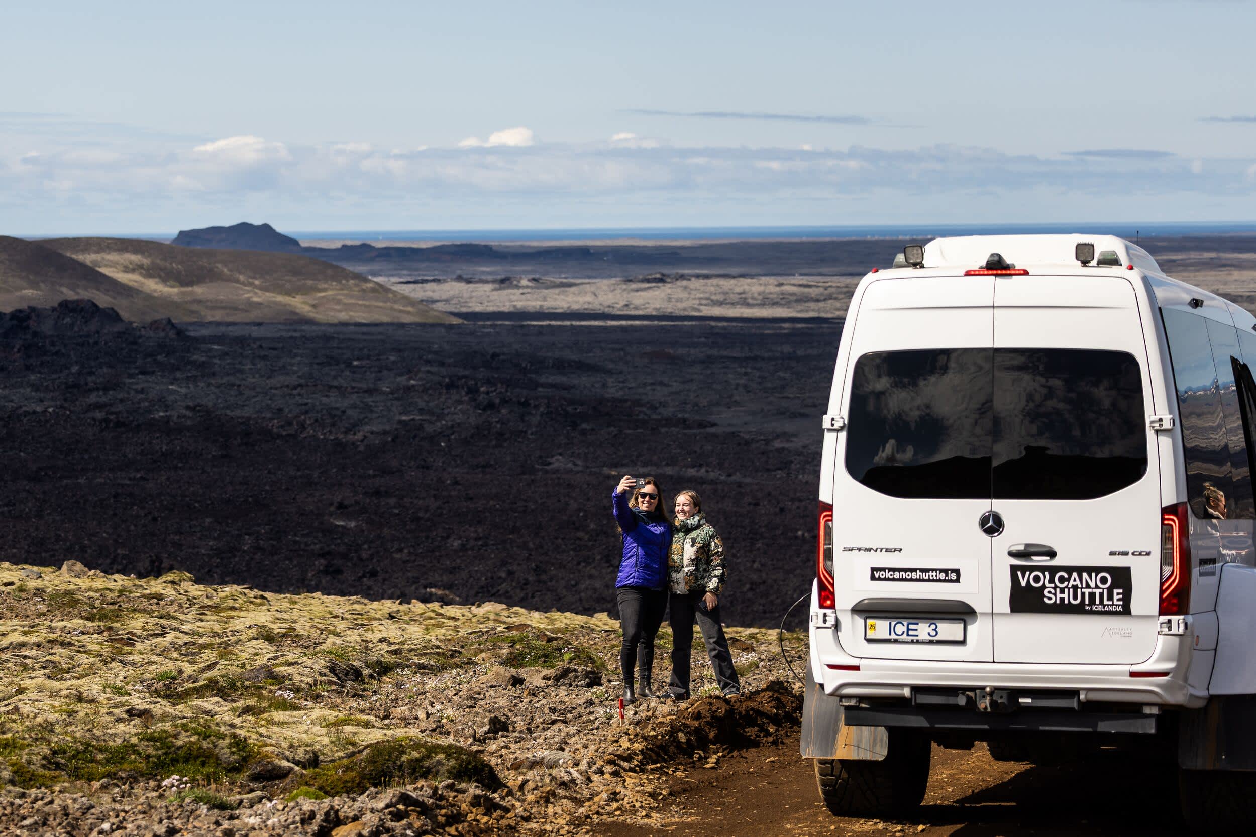 Super Jeep Volcano Tour in Iceland – Explore Fresh Lava Without Hiking