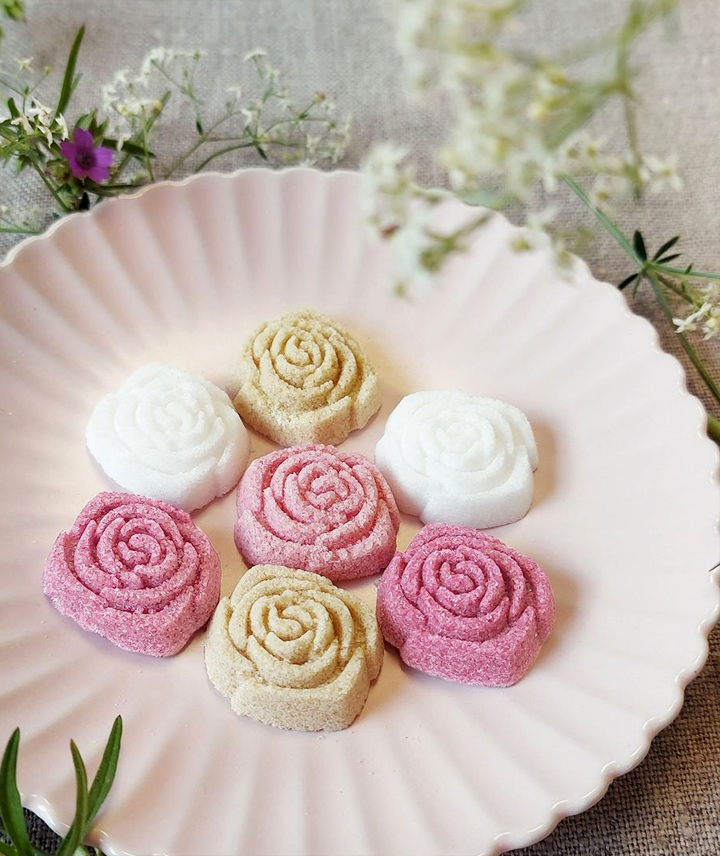 Sucre en forme de rose - "Envie de Rose" Canasuc | Galeries Lafayette ...