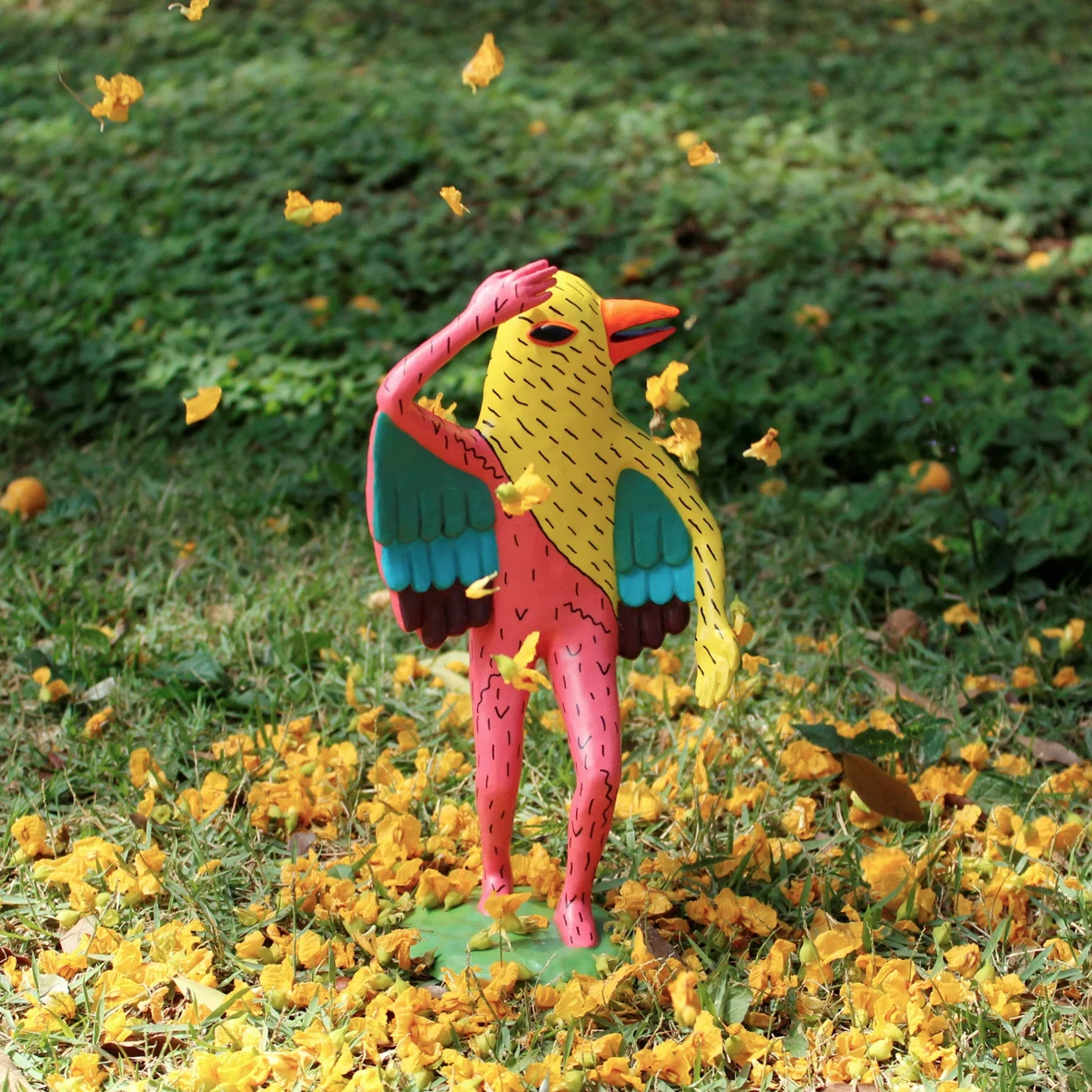 WePresent | The tiny world of Lara Alcântara and Guilherme Neumann