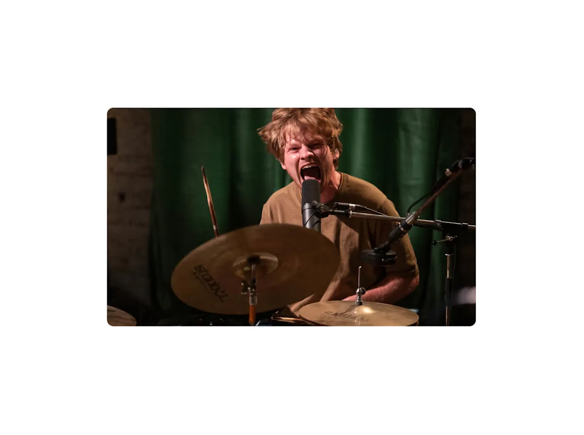 WePresent | WeTransfer and From The Basement's performance by IDLES