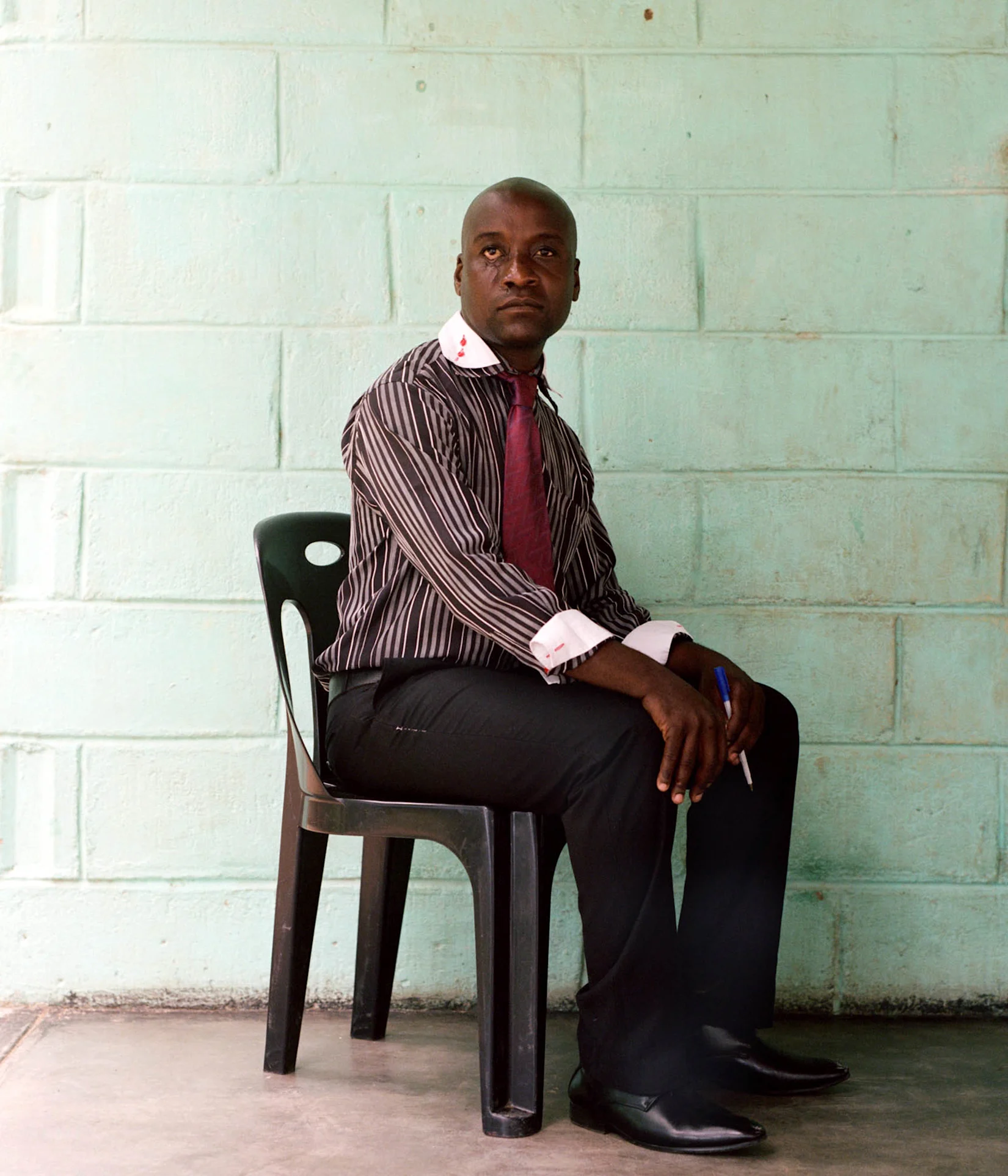 WePresent | Jono Terry’s photos interrogate Zimbabwe’s colonialist past