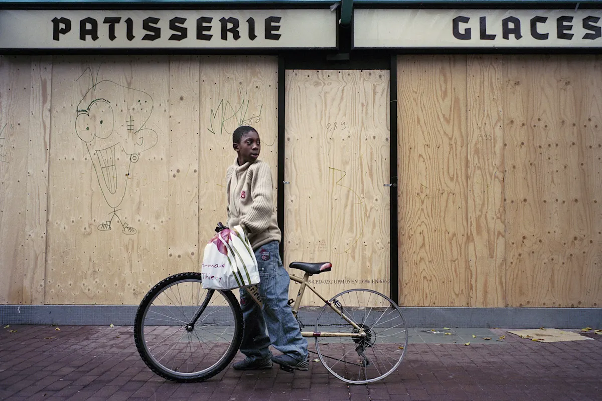 WePresent | Simon Wheatley