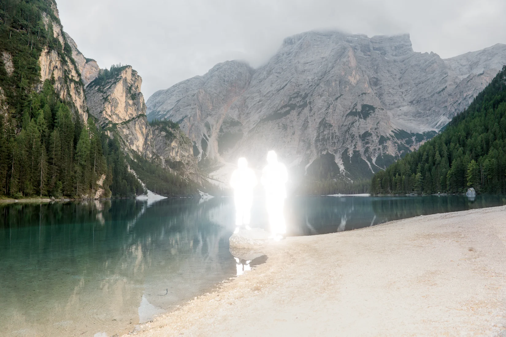 WePresent | The unique photography of Inka and Niclas Lindergård