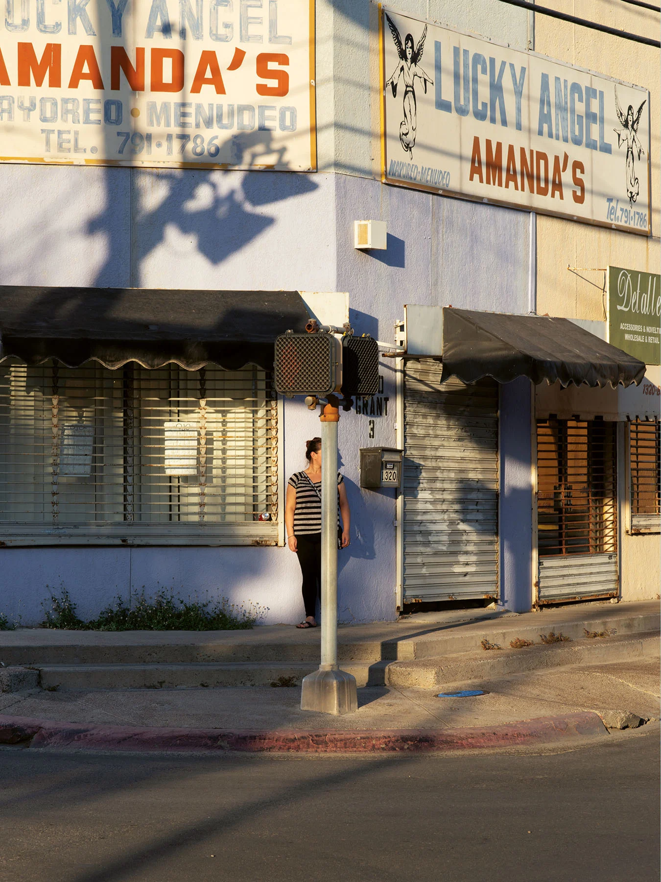 WePresent | A photography project exploring migration and identity