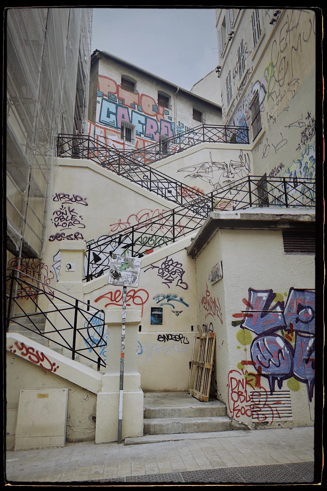 WePresent | Explore Julianknxx’s archive of Black lives in Marseille