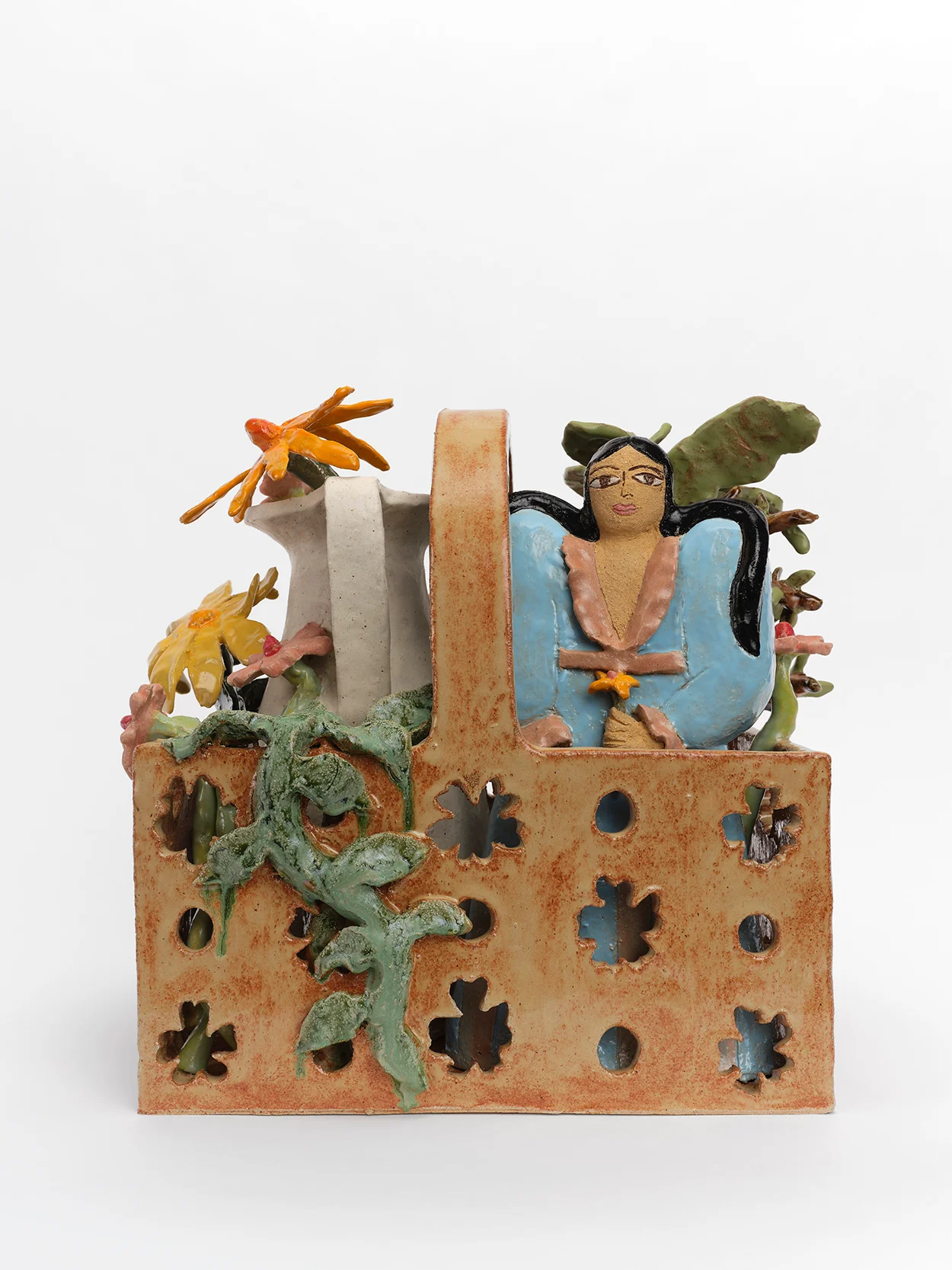 WePresent | Maryam Yousif’s sculptures inspired by the Middle East