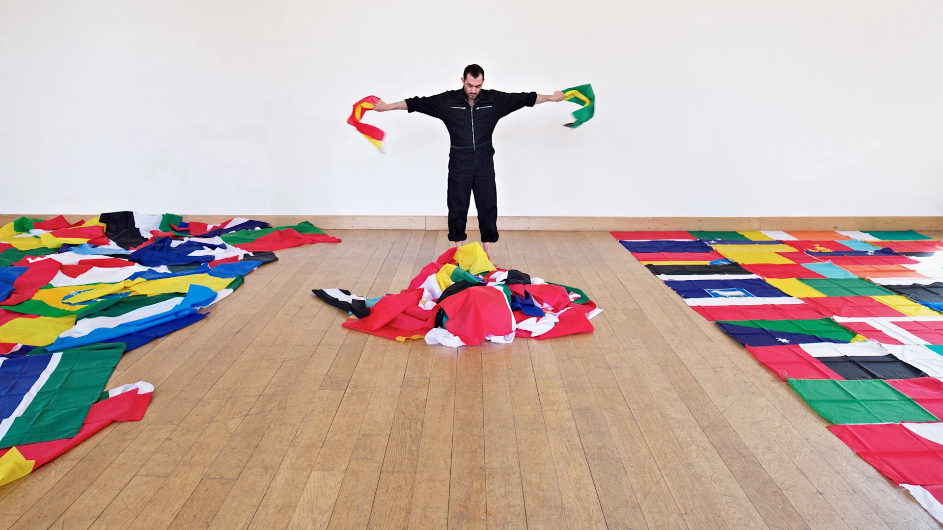 WePresent | Meet Greek visual artist Yiannis Pappas