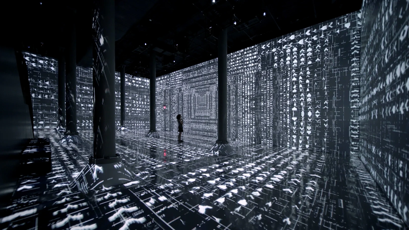 WePresent | Refik Anadol shows life through the eyes of a machine