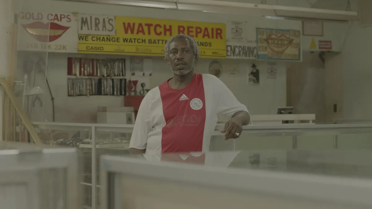 WePresent | The history of Eddie’s Famous Gold Teeth
