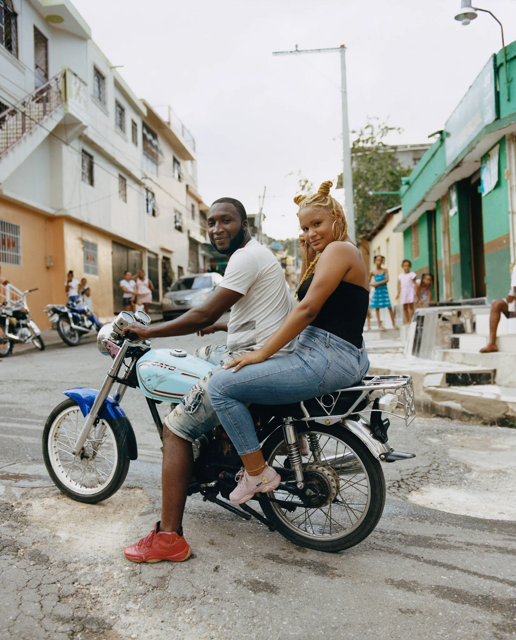 WePresent | Renell Medrano returns to her strong Dominican roots