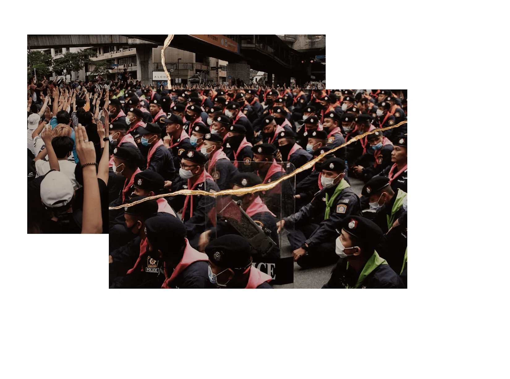 WePresent | Ezra Acayan photographs the Taal volcano eruption