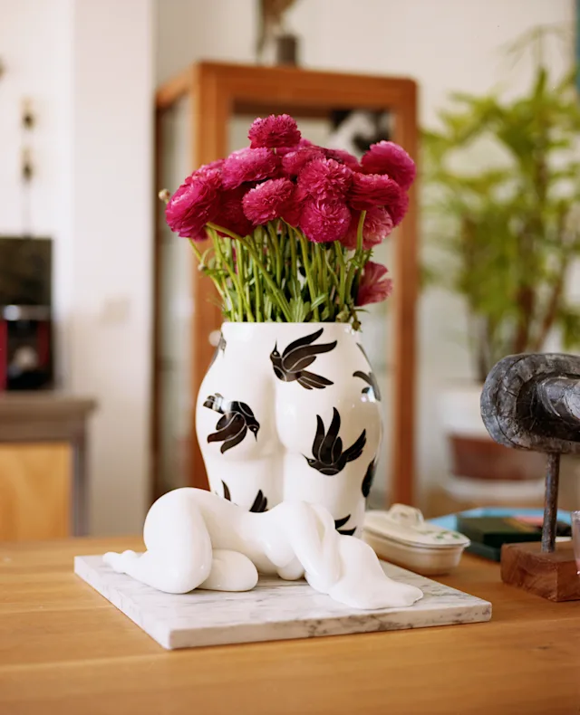 WePresent | Why Dutch artist Parra made a giant rabbit sculpture