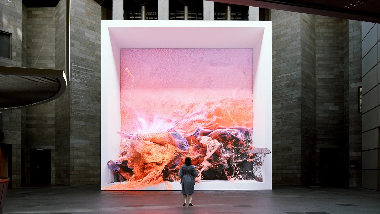 WePresent | Refik Anadol shows life through the eyes of a machine