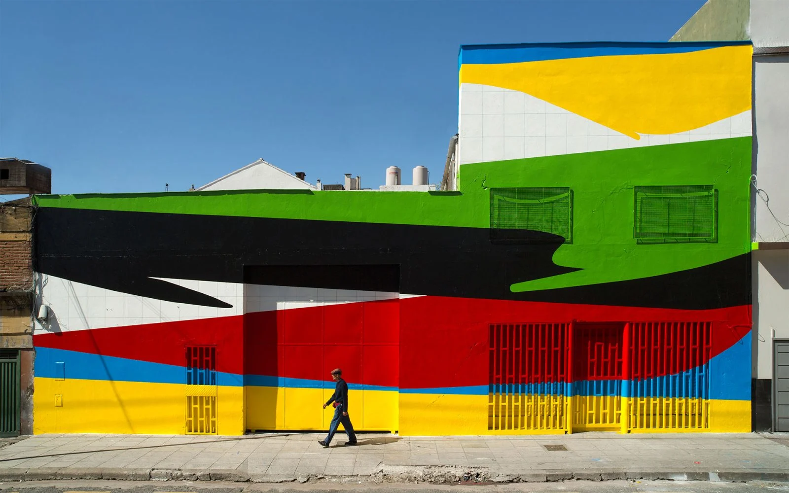 WePresent | Elian Chali’s sees cities as stages for his murals