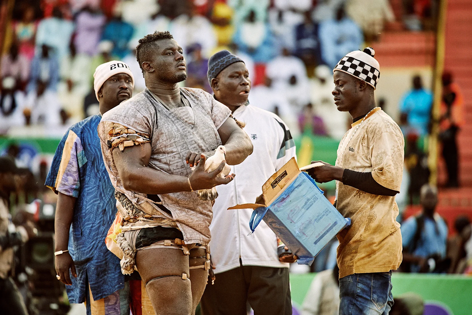 WePresent | Christian Bobst shows us Senegal’s Gris-gris wrestlers