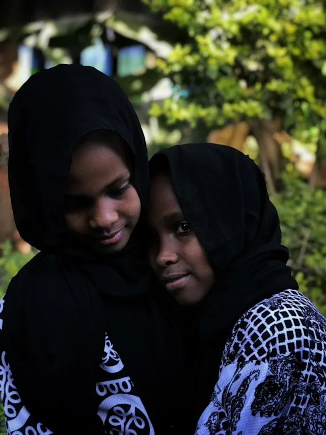 WePresent | Why Fardosa Hussein photographs local women in Somalia