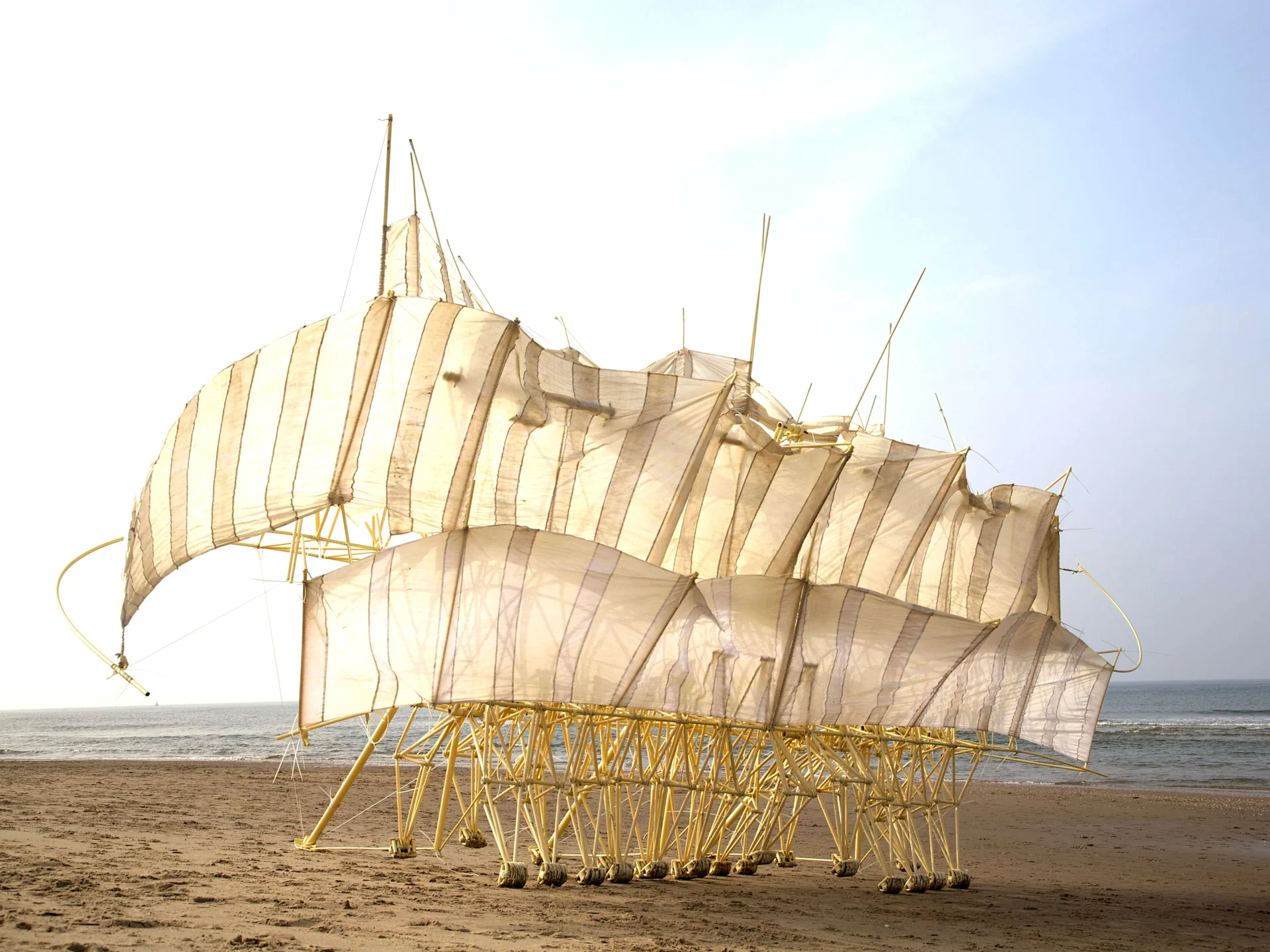 WePresent | Theo Jansen