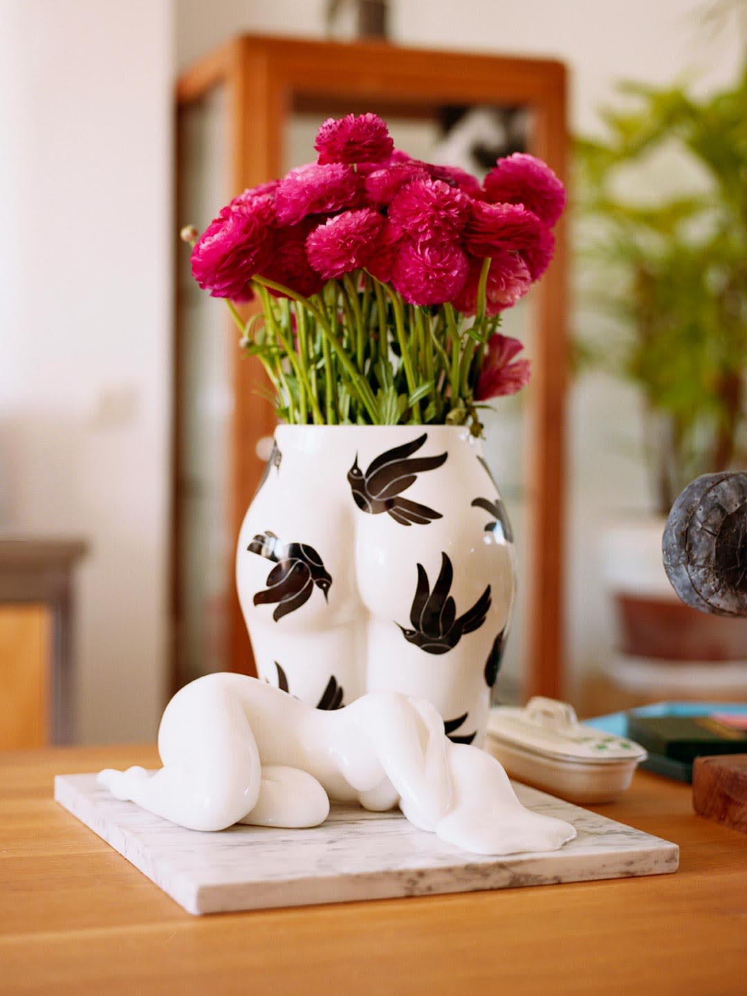 WePresent | Why Dutch artist Parra made a giant rabbit sculpture