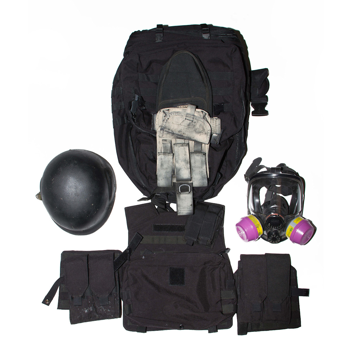 WePresent | Allison Stewart looks inside Doomsday preppers’ bags