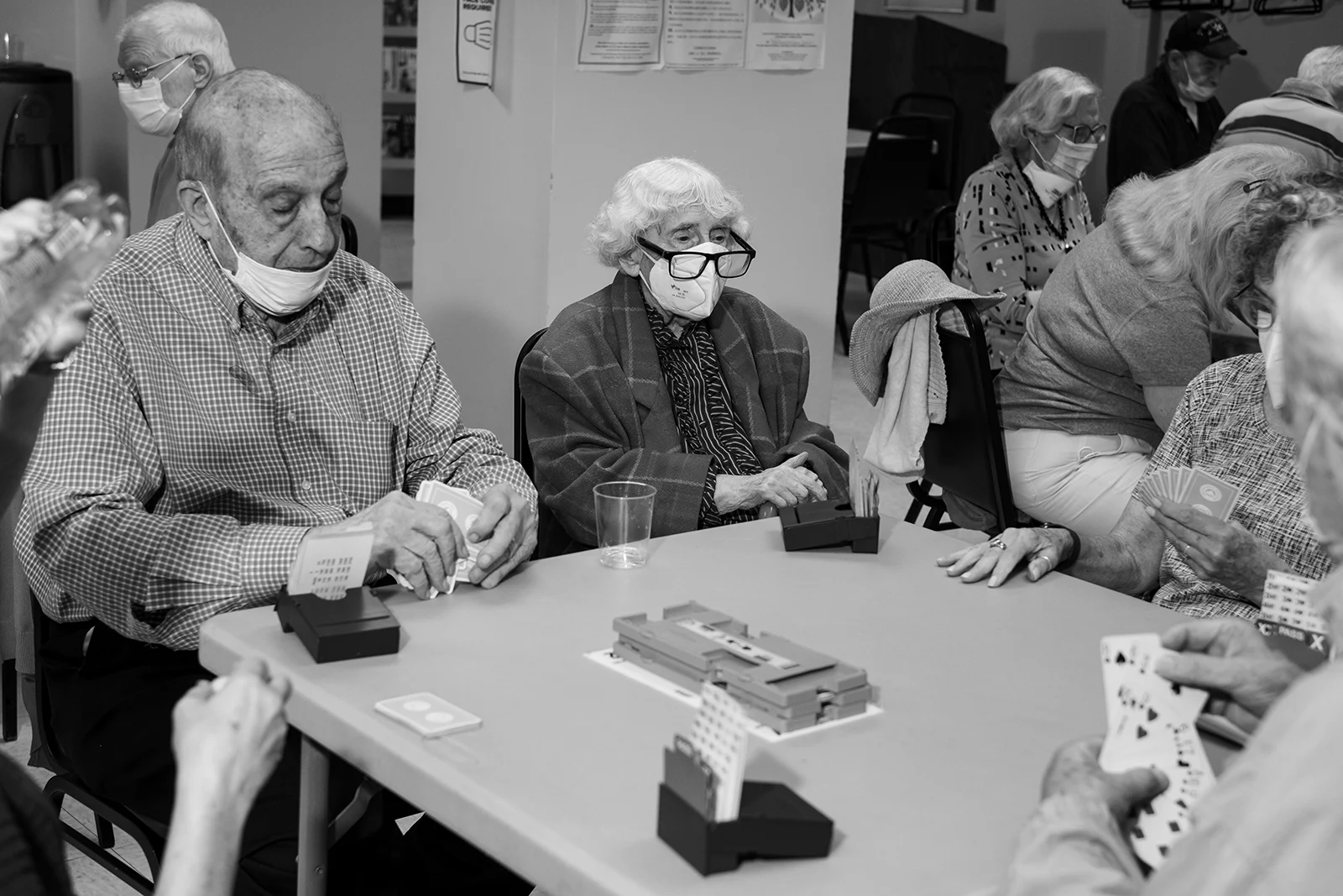 WePresent | Bess Adler photographs New York’s bustling Bridge clubs