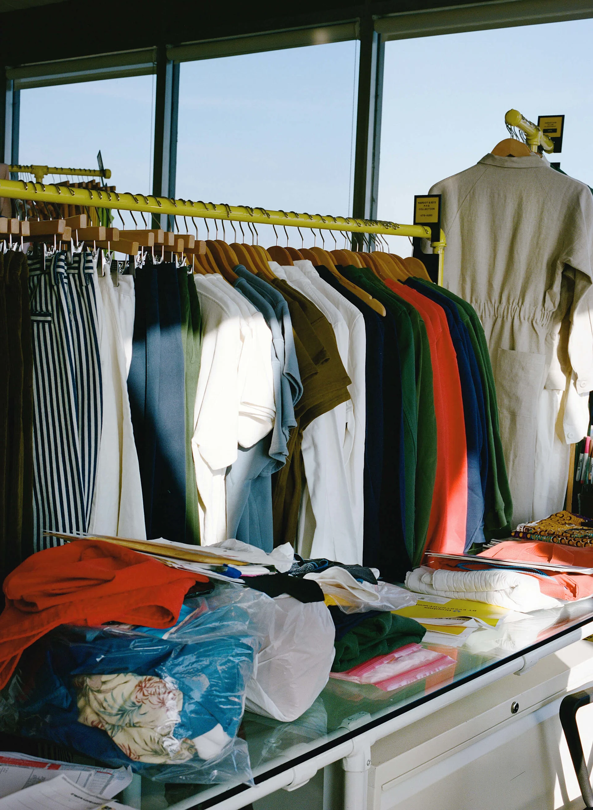 WePresent | EVERYBODY.WORLD asks non-designers to design