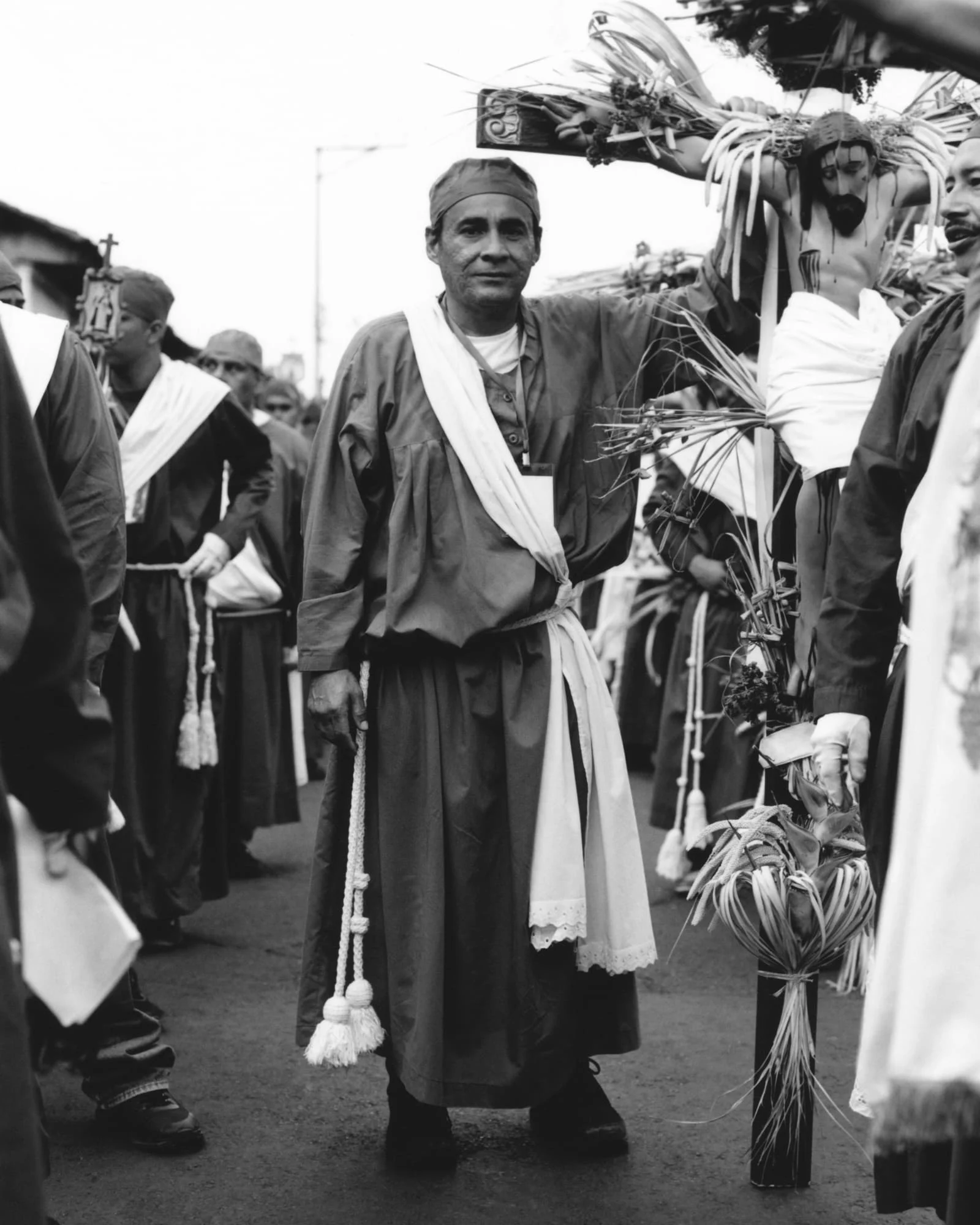 WePresent | Benjamin Eagle captures Christian devotion in El Salvador