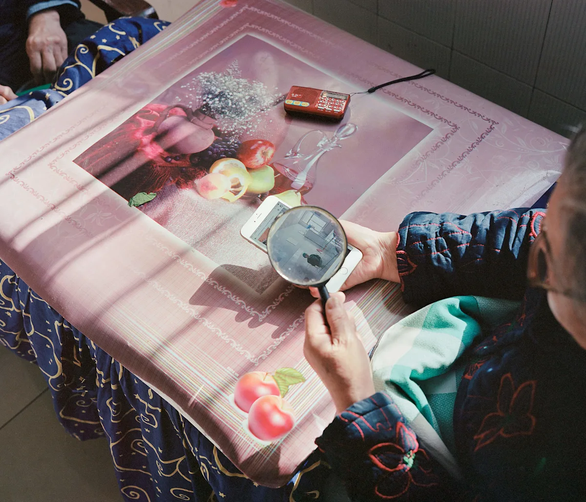 WePresent | Peng Ke sees contradictions in a modern Chinese city