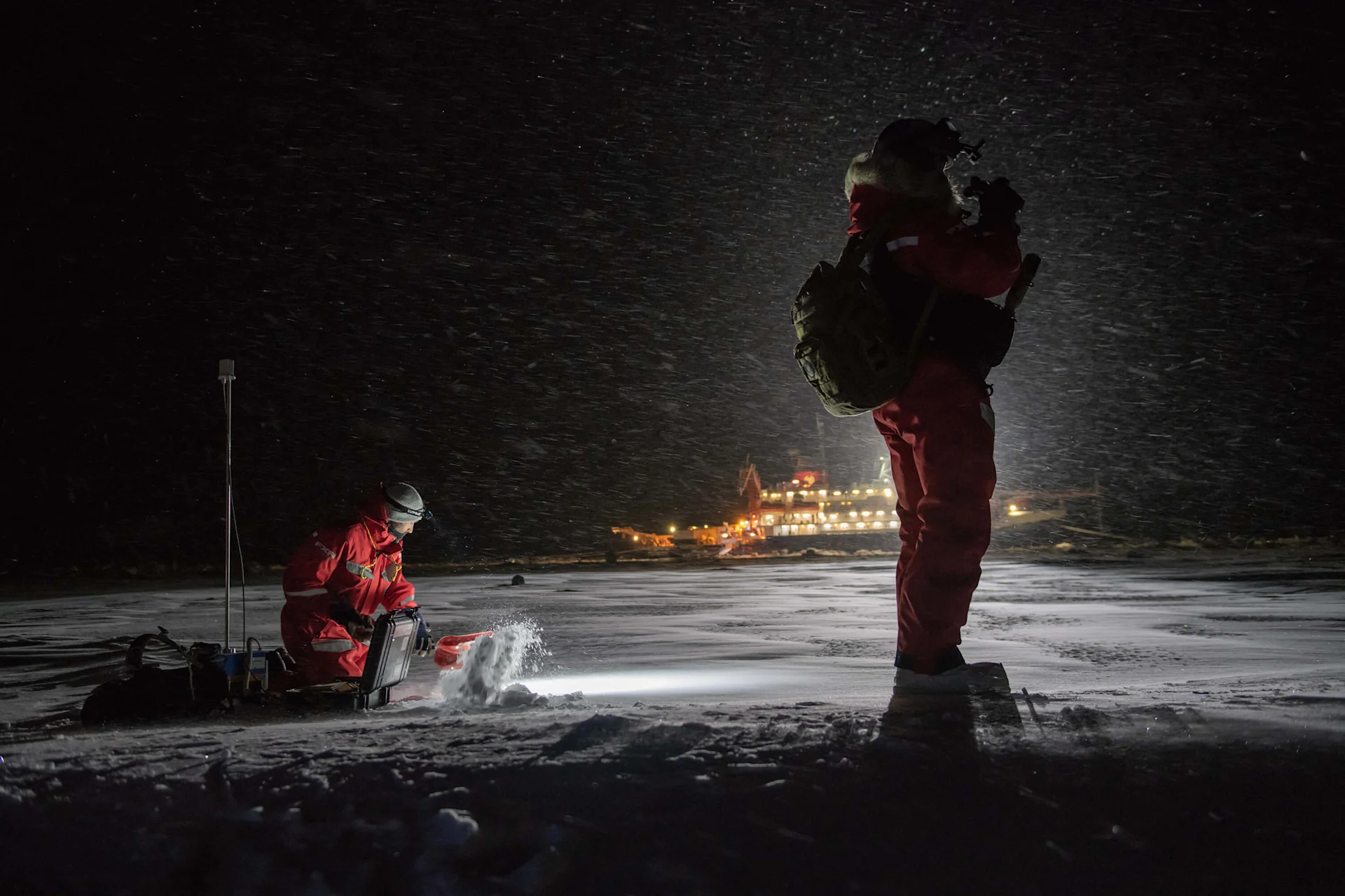 WePresent | Esther Horvath spent months in darkness for these photos