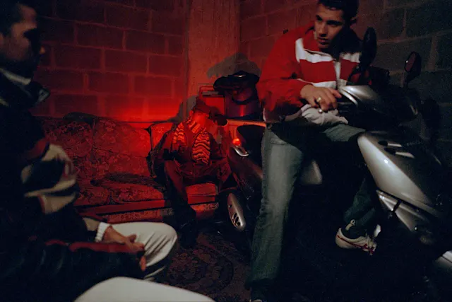 WePresent | Simon Wheatley’s photos of France’s banlieues in 2005