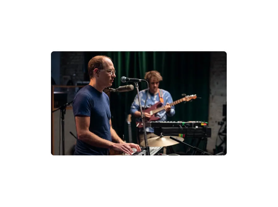 WePresent | WeTransfer and From The Basement's performance by IDLES