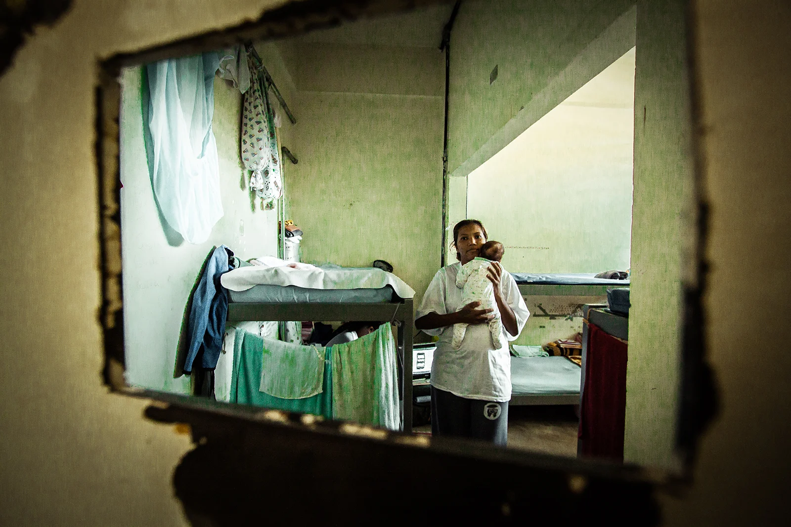 WePresent | What Milcho Pipin saw inside a crowded Brazilian prison