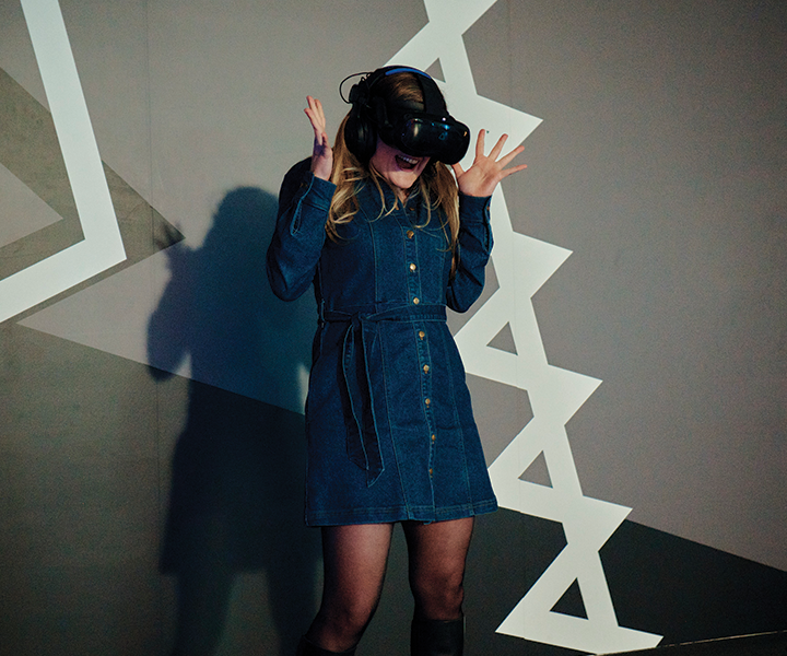 Halloween VR Experience: Ultra-Immersive Terror: Haunted