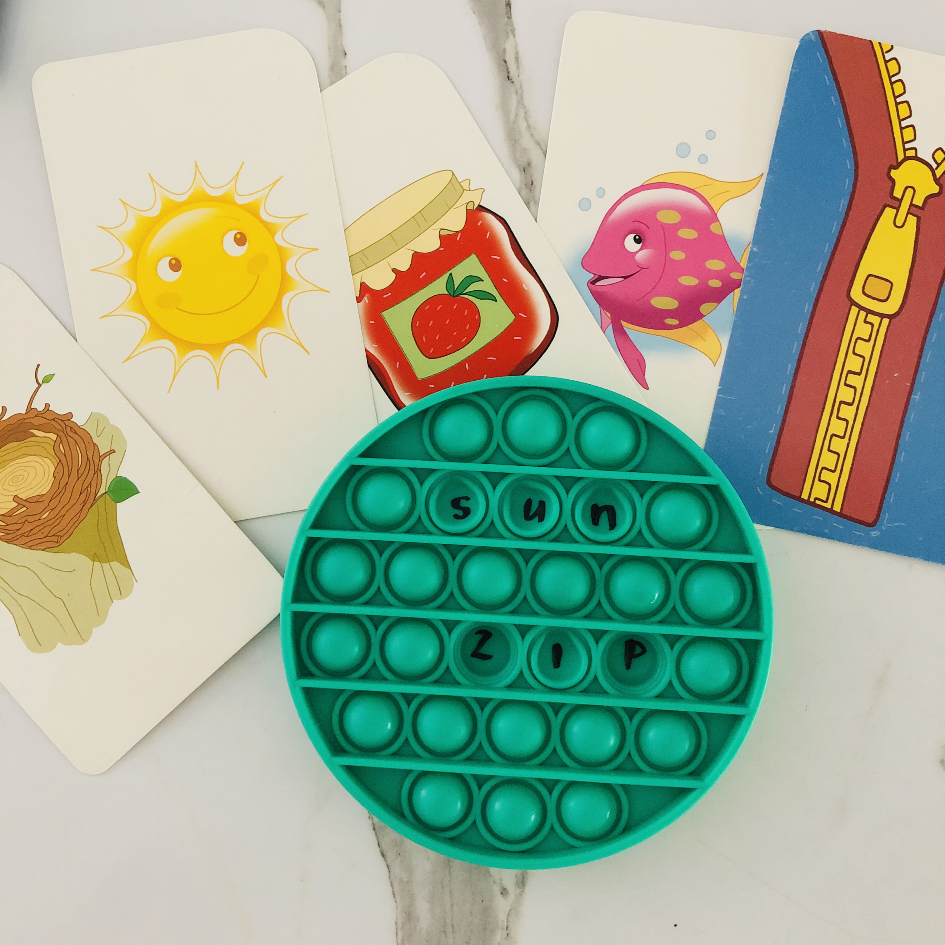 Phonemic Awareness using Poppers | High quality literacy lesson ...