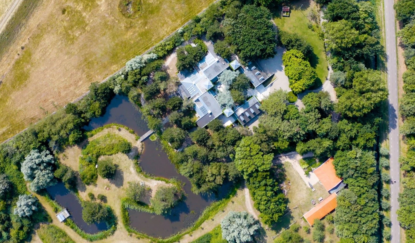 5x met je hoofd in de wolken op funda | Funda