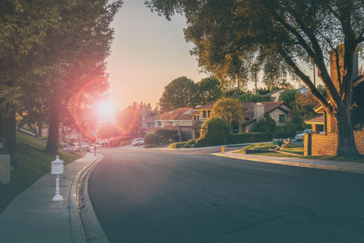 5 Things To Look For In A Neighborhood 5-things-to-look-for-in-a-neighborhood