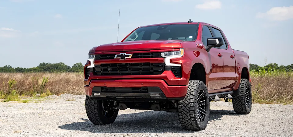 2024 Chevy Silverado 1500 Steps & Running Boards | Rough Country 2024 Chevy Silverado 1500 Steps & Running Boards | Rough Country