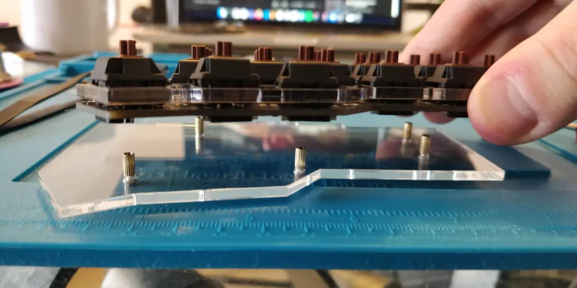 Removing keycaps without removing hotswap switches? : r/MechanicalKeyboards