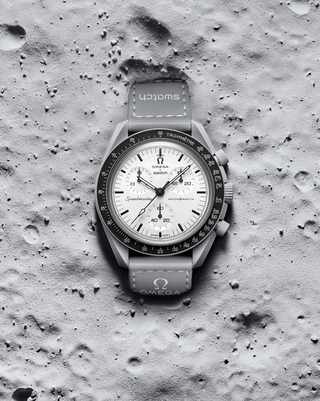 MoonSwatch pays tribute to the OMEGA Speedmaster's space flight ...