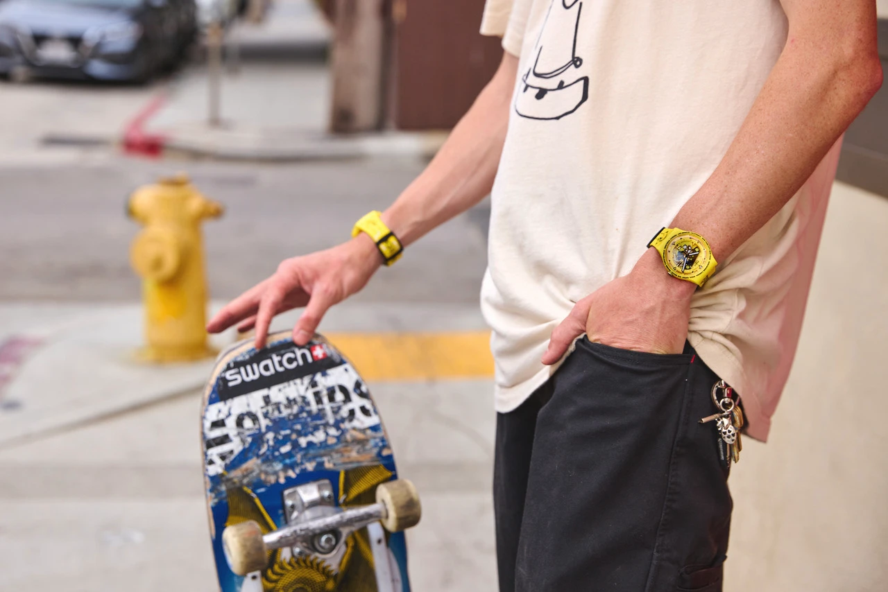 Start your movement with the new Swatch Proteam collection - Swatch Ltd