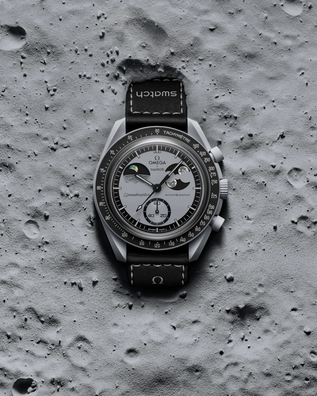 Bioceramic MoonSwatch MISSION TO EARTHPHASE - Swatch Ltd